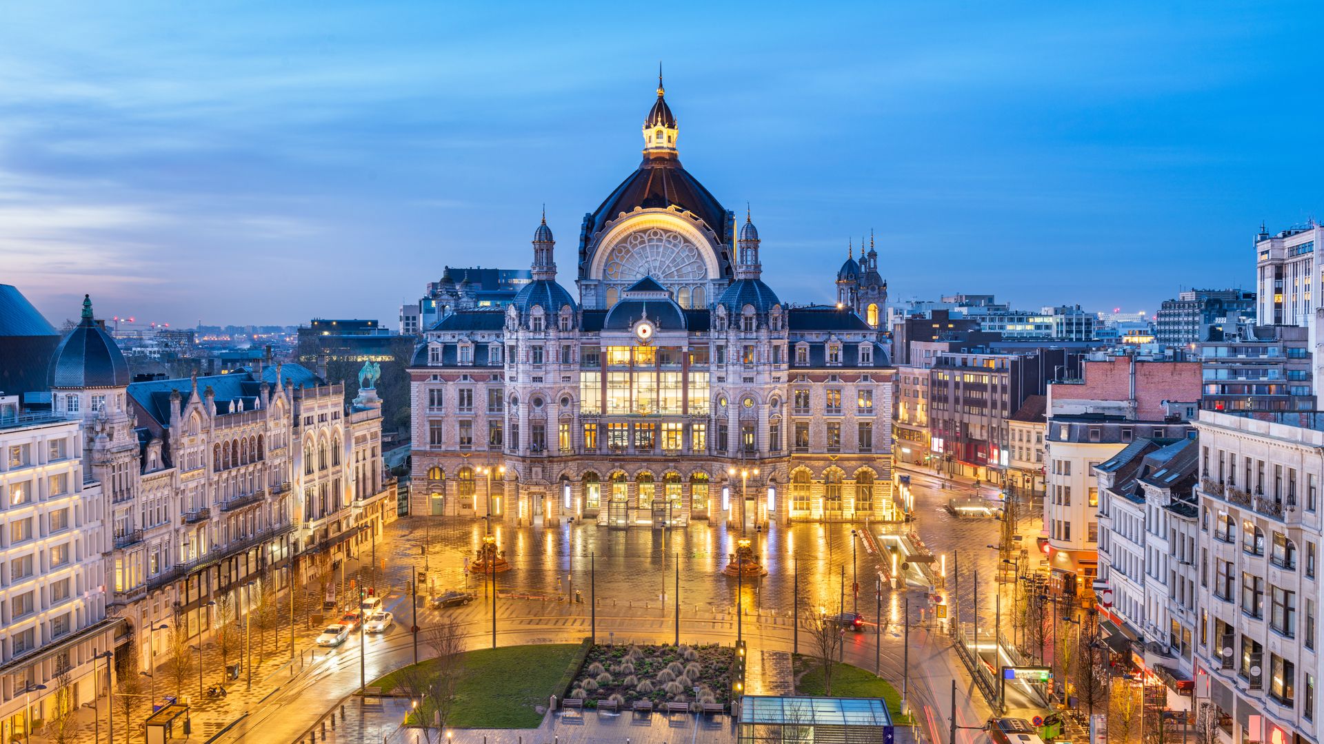 The Art and Architecture of Antwerp - Brightwater