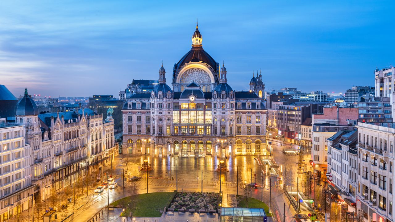 The Art and Architecture of Antwerp - Brightwater
